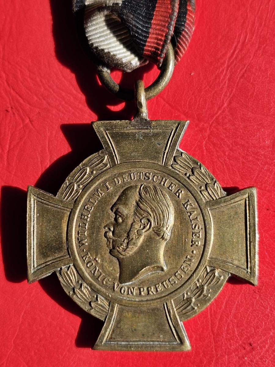 help in identifying the cross - Germany: Imperial: The Orders ...