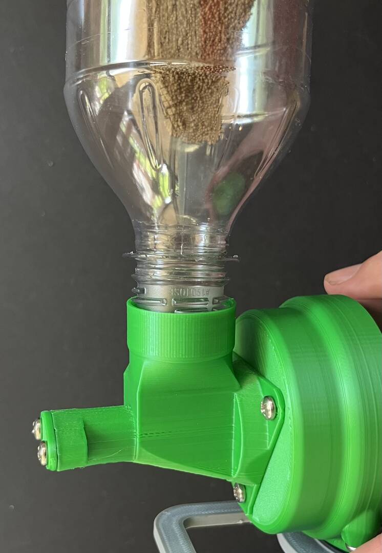Auger style feeder attachment for ACO Auto Feeder - Aquarium DIY & 3D ...