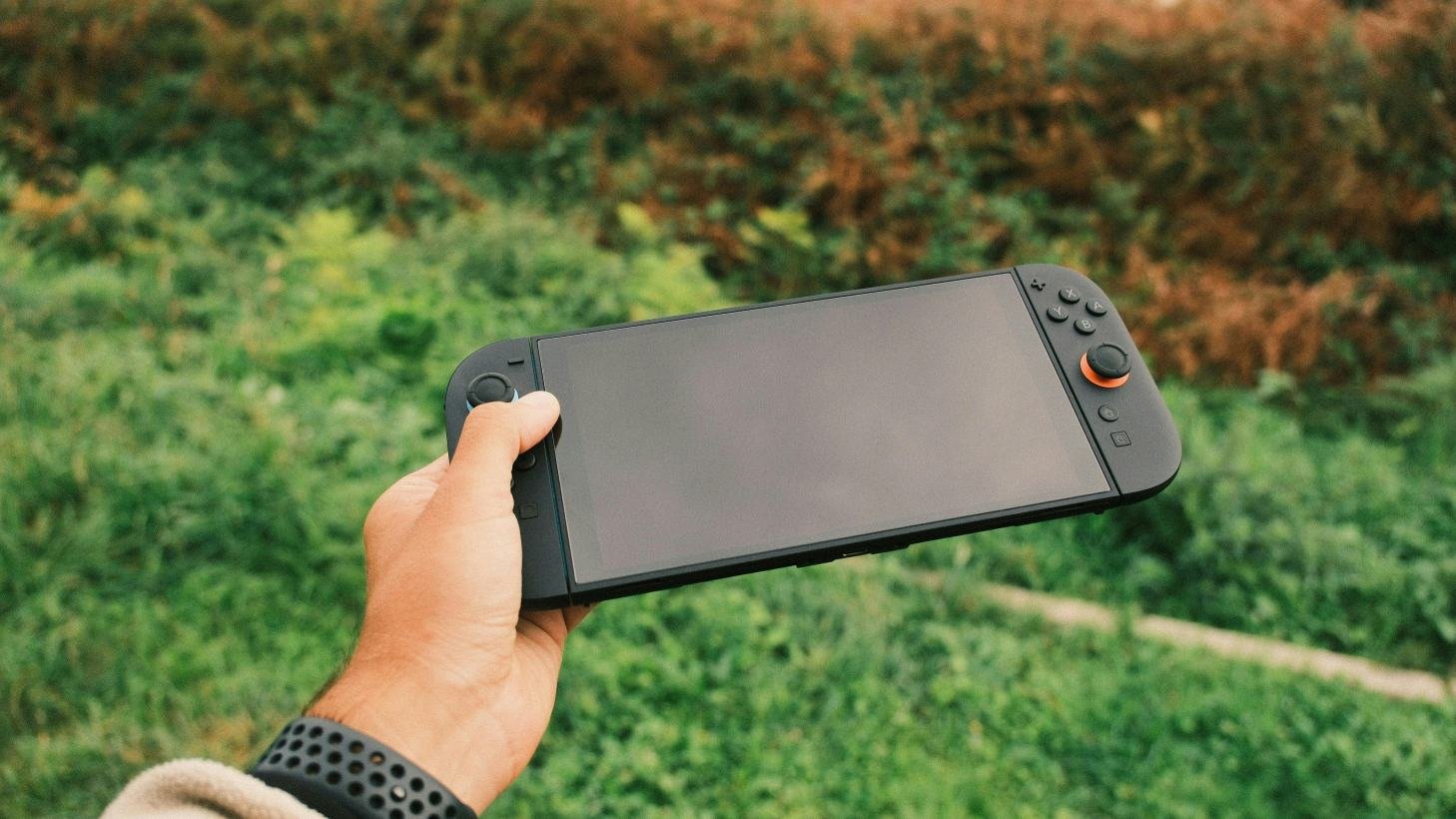 Switch 2 Firmware 22.0.0 Adds Handheld Mode Boost, Social and ...