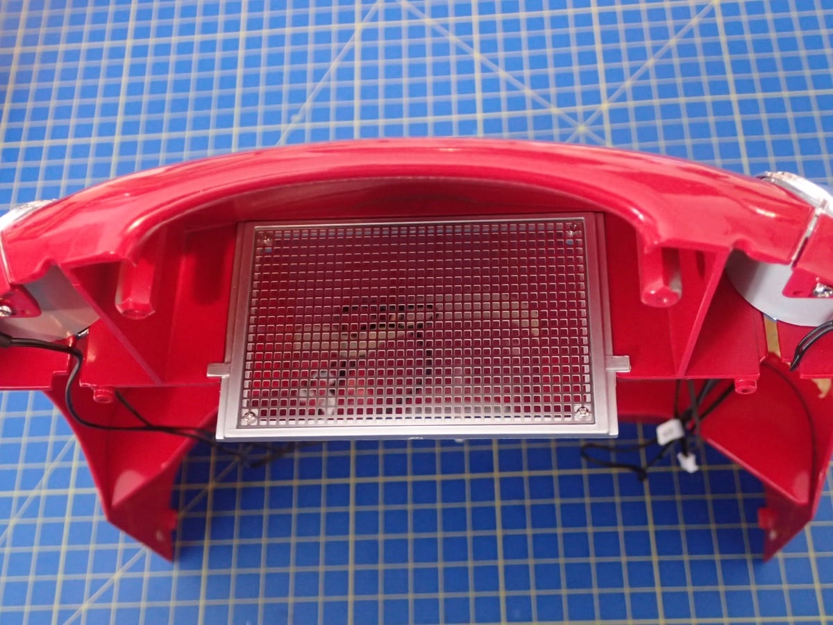 Pack 10 - Stage 76. Radiator stone guard. - Pack 10 - E Type - Agora ...