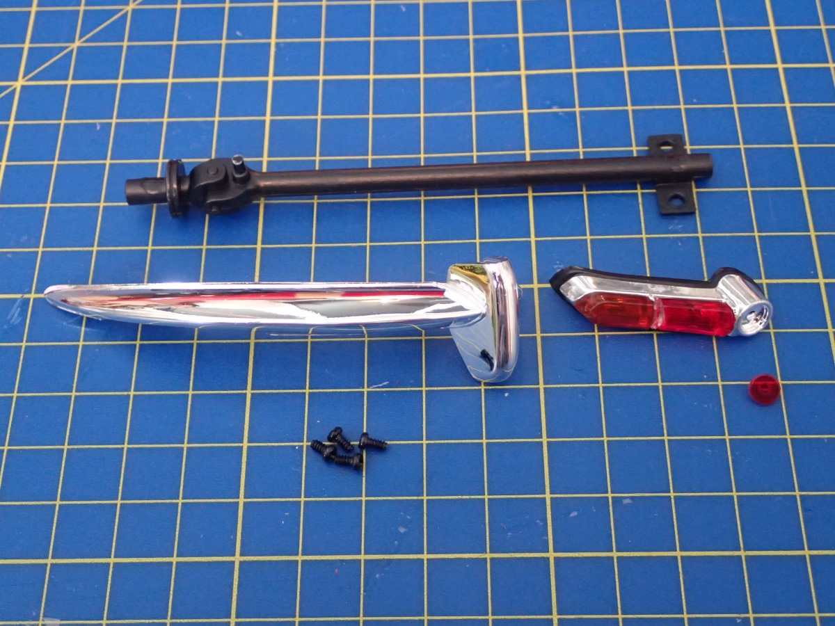Pack 12 - Stage 95. Prop shaft and left rear bumper. - Pack 12 - E Type ...