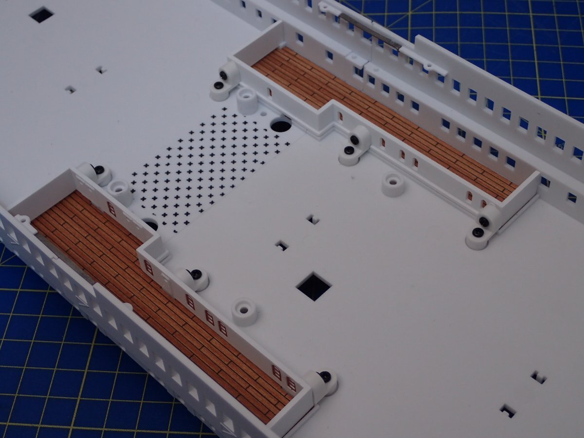 Titanic Pack 15 - Stage 84. Cabin bulkheads. - Pack 15 of the Official ...