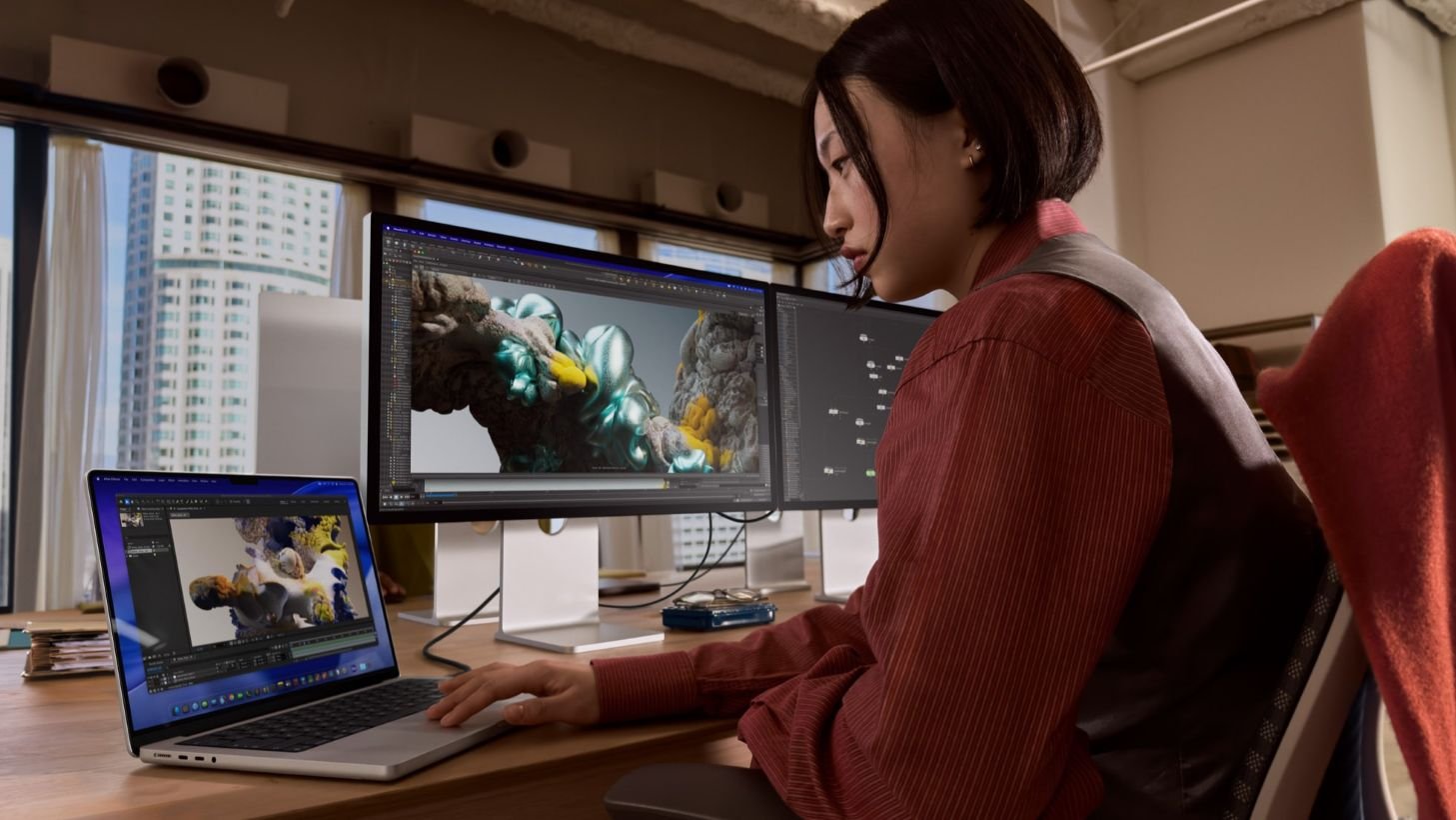 Apple Unveils Studio Display and Studio Display XDR With Thunderbolt 5 ...