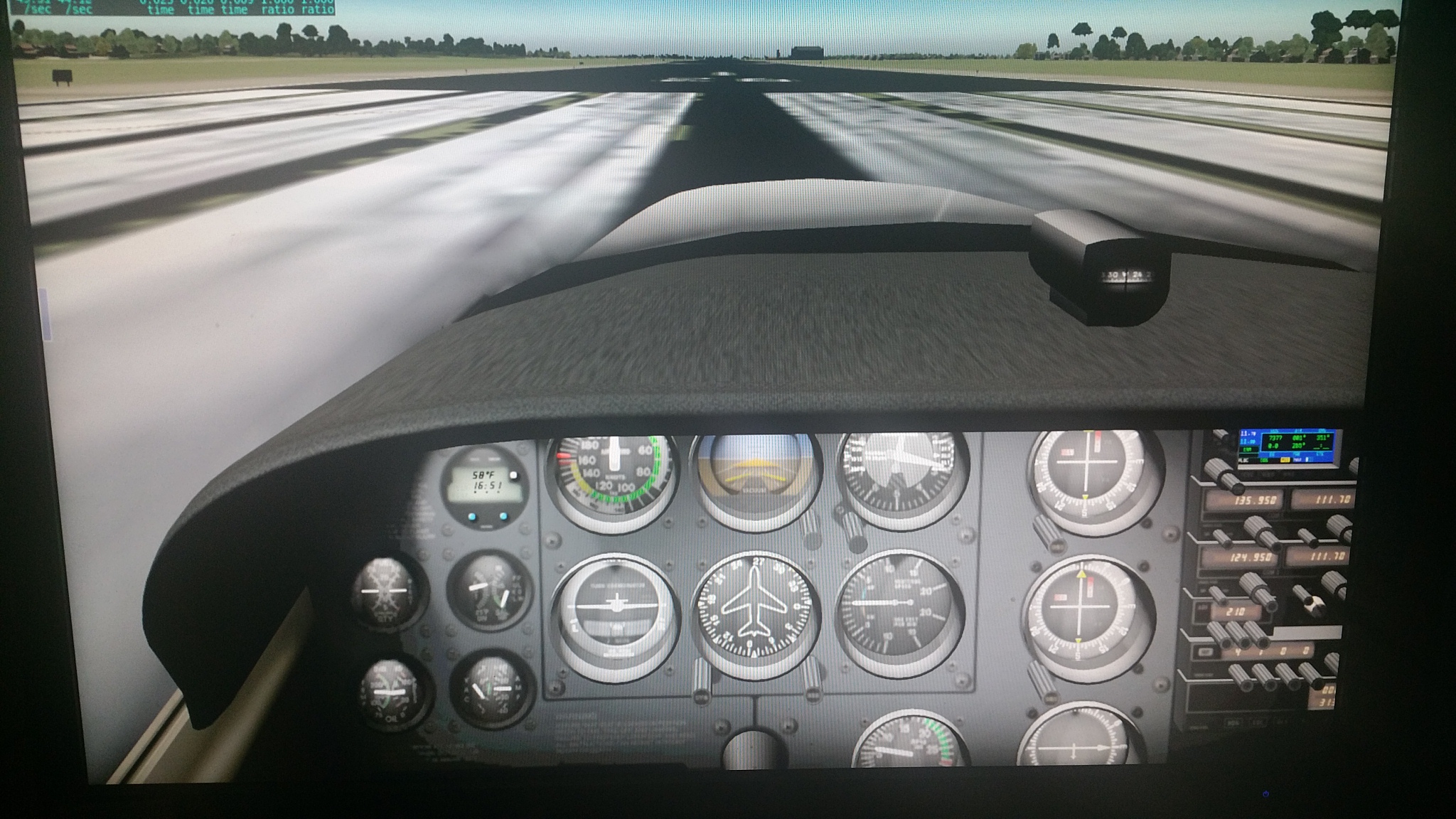 X Plane 10 on 3 Monitors nvidia GTX 680 Mac Pro User - ScreenShots And ...
