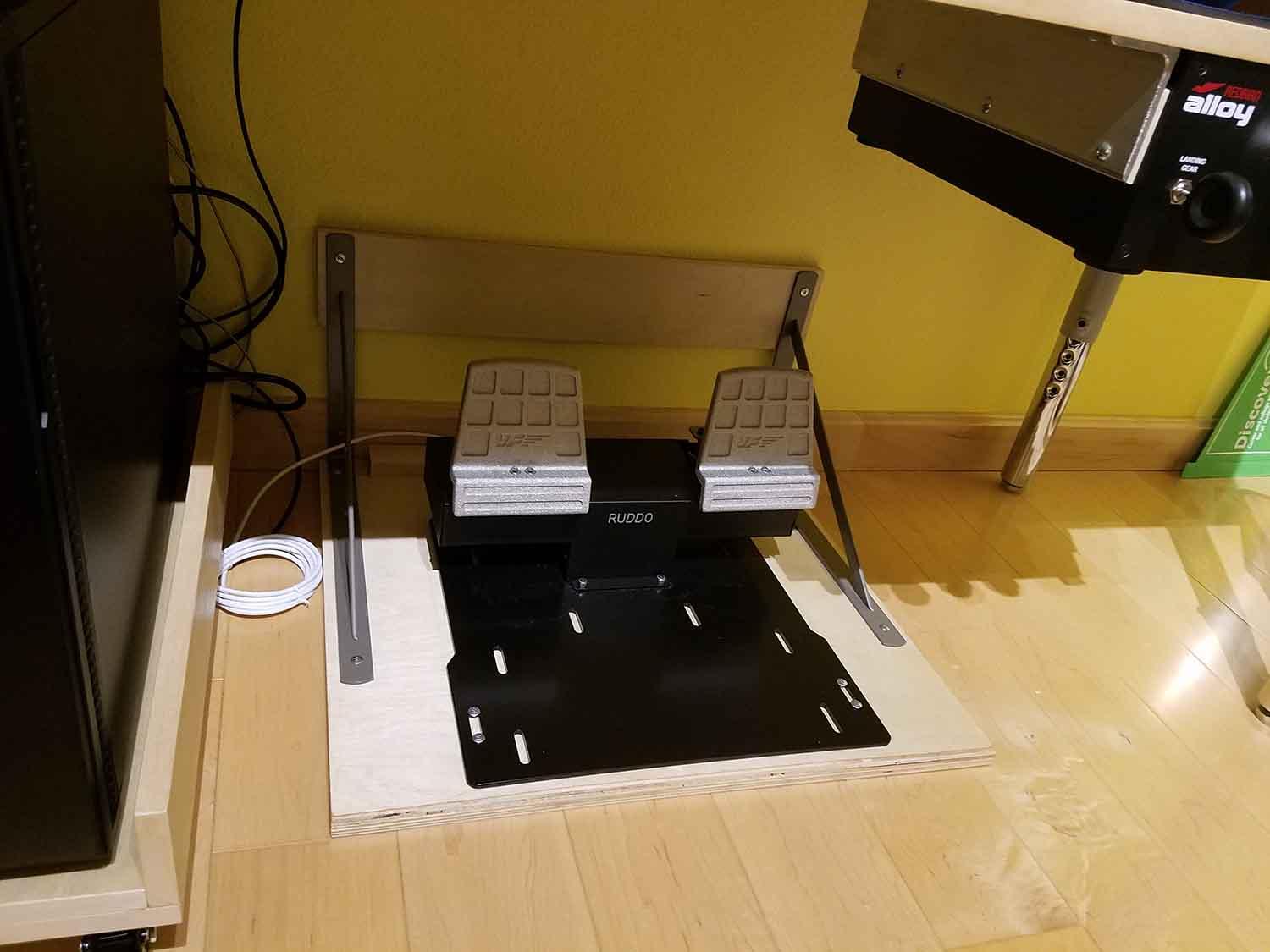 My design of desk for flight sim - Hardware - X-Plane.Org Forum