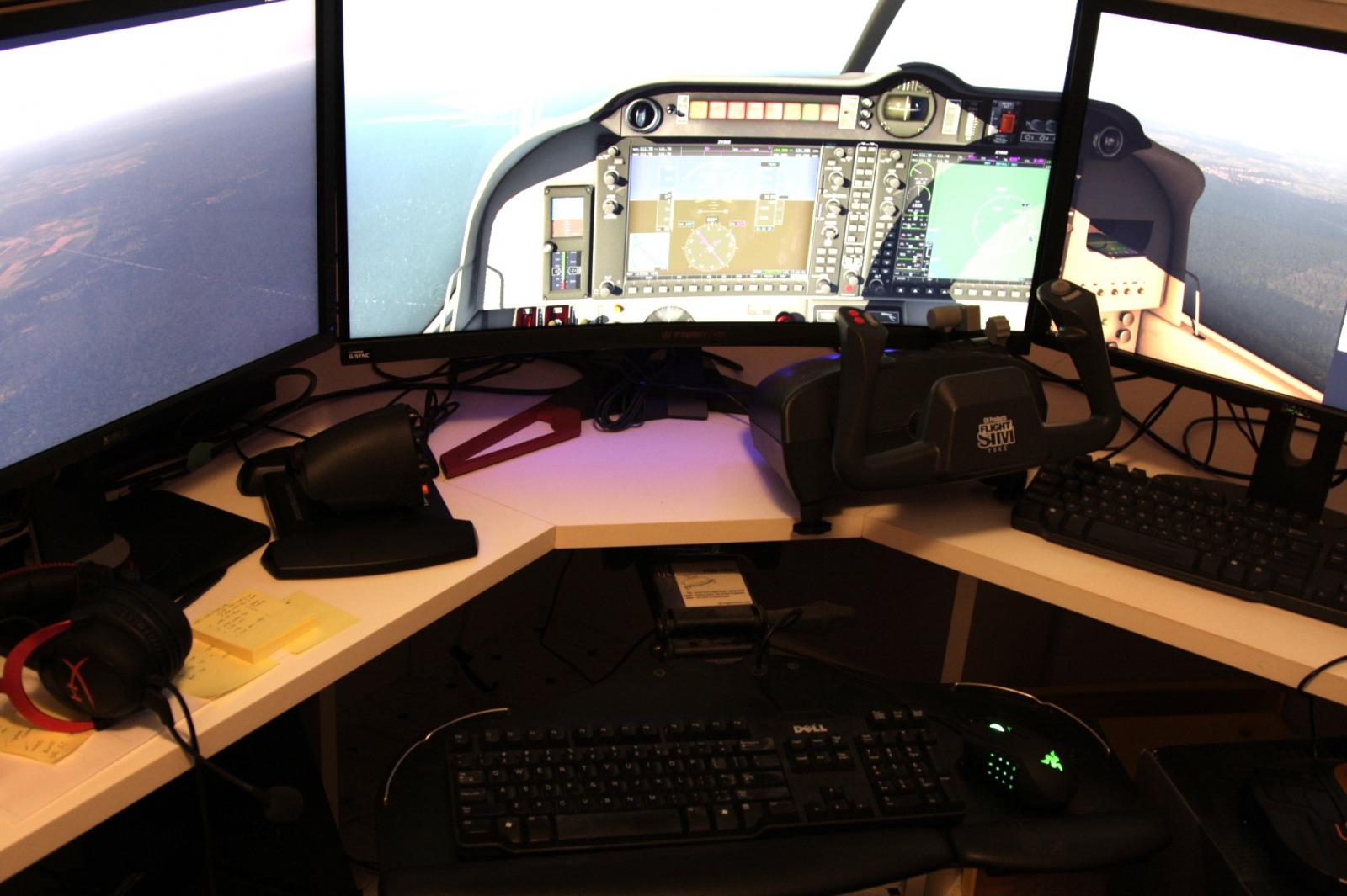 Corner 3 monitor desk setup - General X-Plane Discussion - X-Plane.Org ...