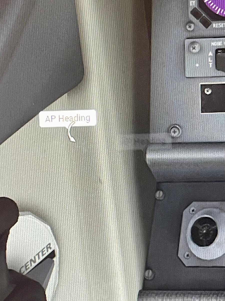 Boeing B737-800X ver. 349 - Mouse cursor has morphed into a rotational ...