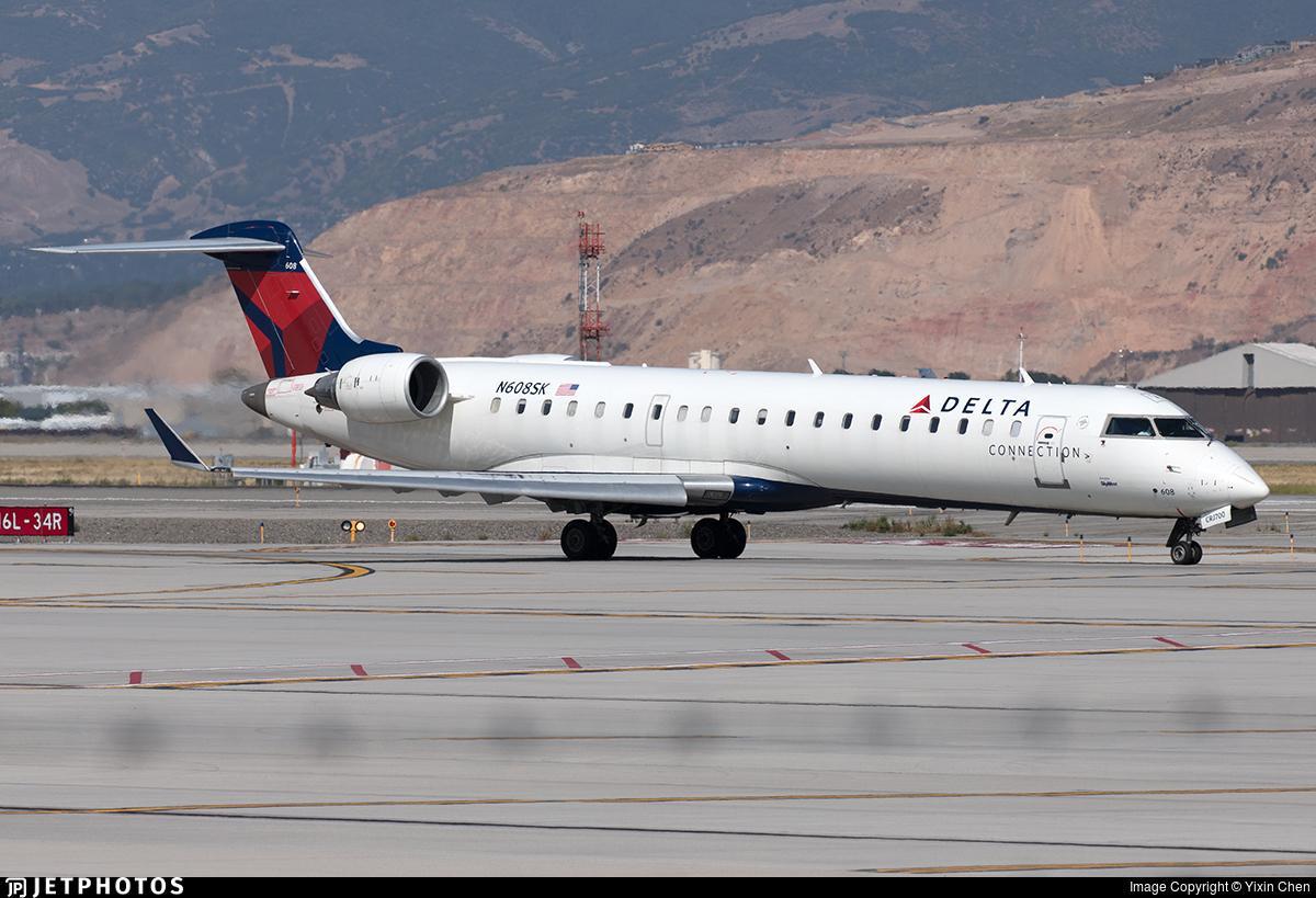 CRJ-700 Paint Kit and Liveries Requests - CRJ-700 - X-Plane.Org Forum