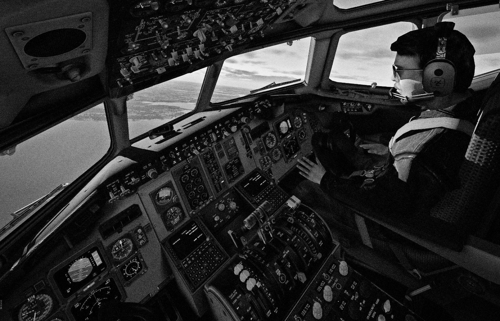 A static copilot just to occupy the seat? - General X-Plane Discussion ...