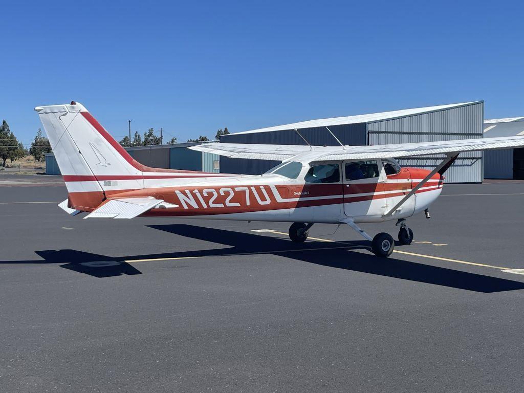 Livery Request For Cessna 172: N1227U - Repaint-Requests - X-Plane.Org ...