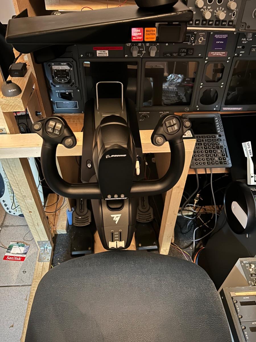 Homecockpit integration of TCA Boeing yoke - Cockpit Designers - X ...