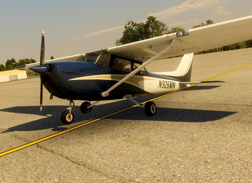 Loading and CoG is correct - the airplane is on its tail - REP 172 - X ...