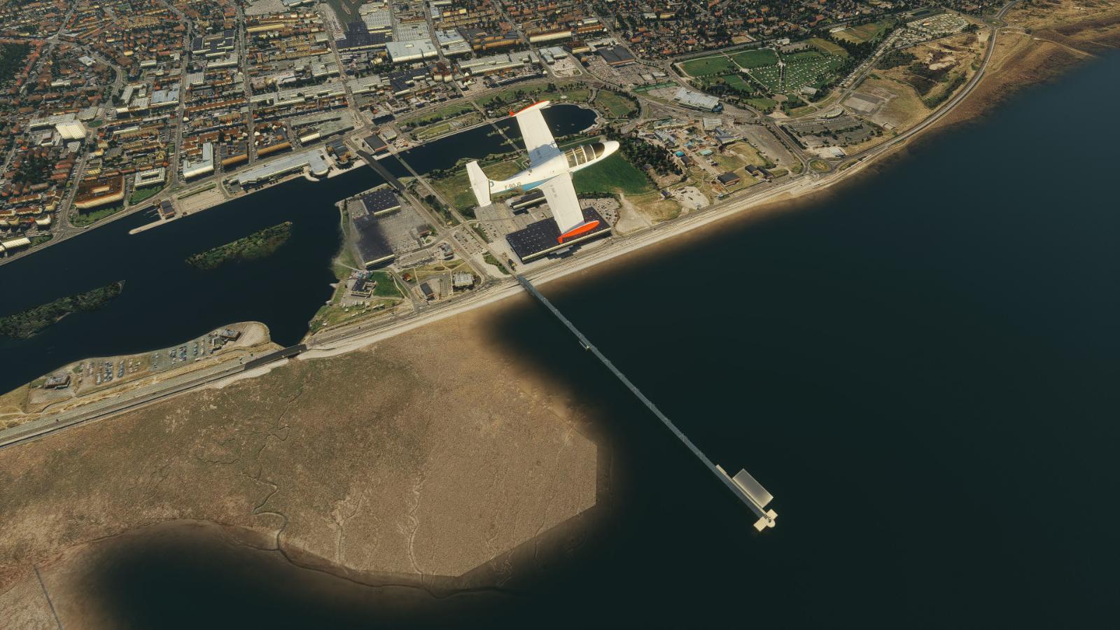 Southport Pier (VRP for Blackpool EGNH and Warton EGNO) with lighting ...