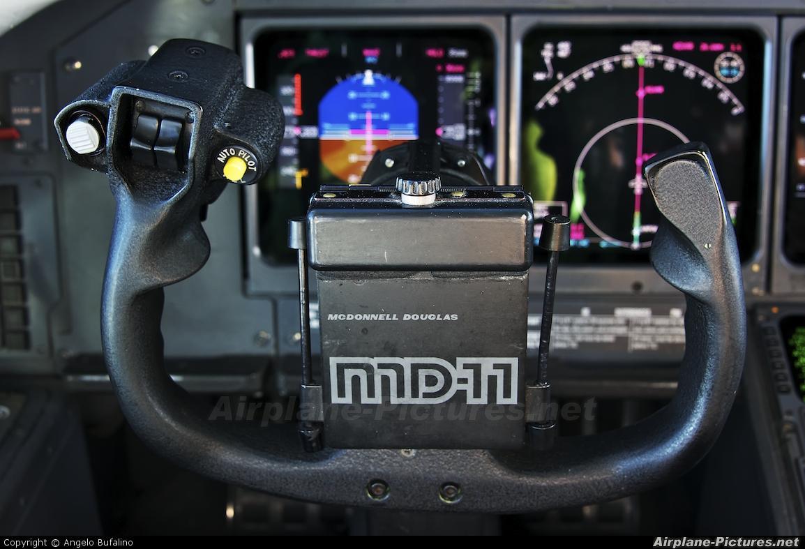 Rotate MD-11 PFD Colors - Textures - X-Plane.Org Forum