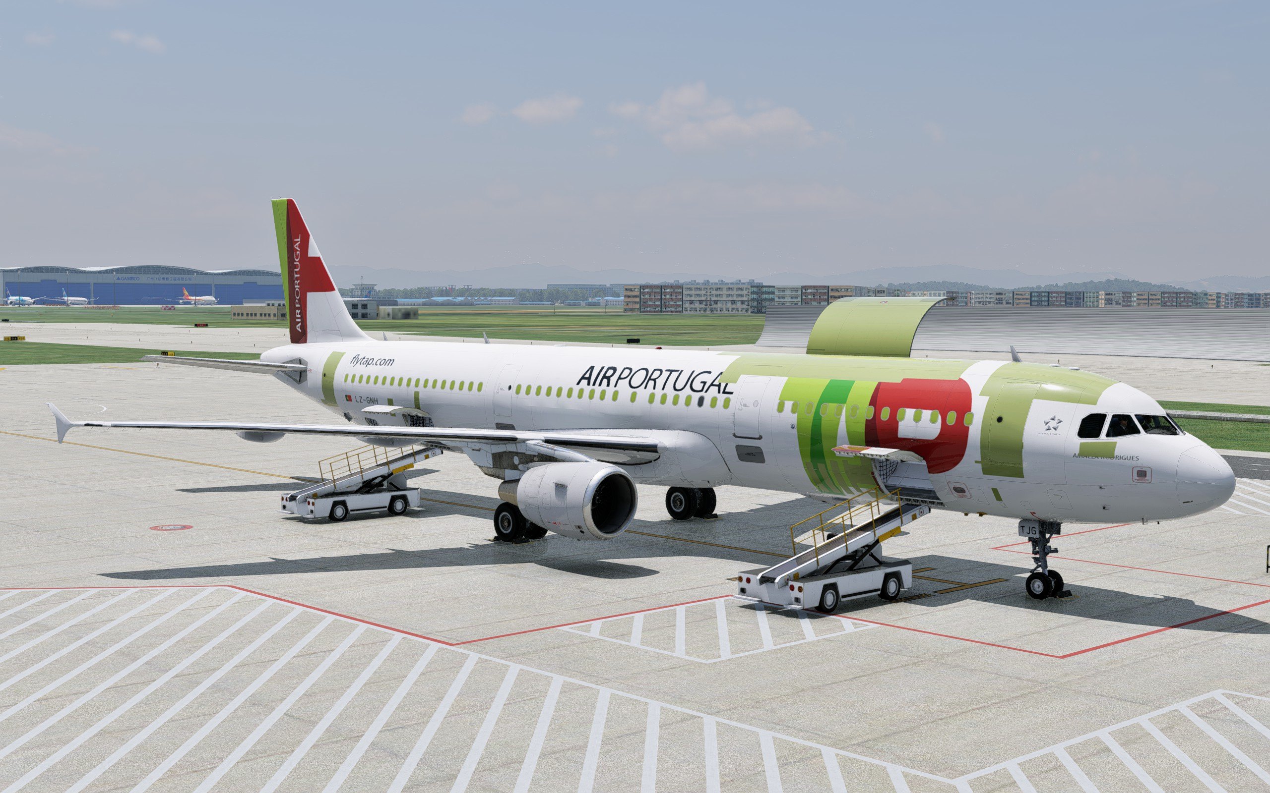 Toliss A321 Freighter (ex-TAP Air Portugal) A321 P2F LZ-GNH - Toliss ...