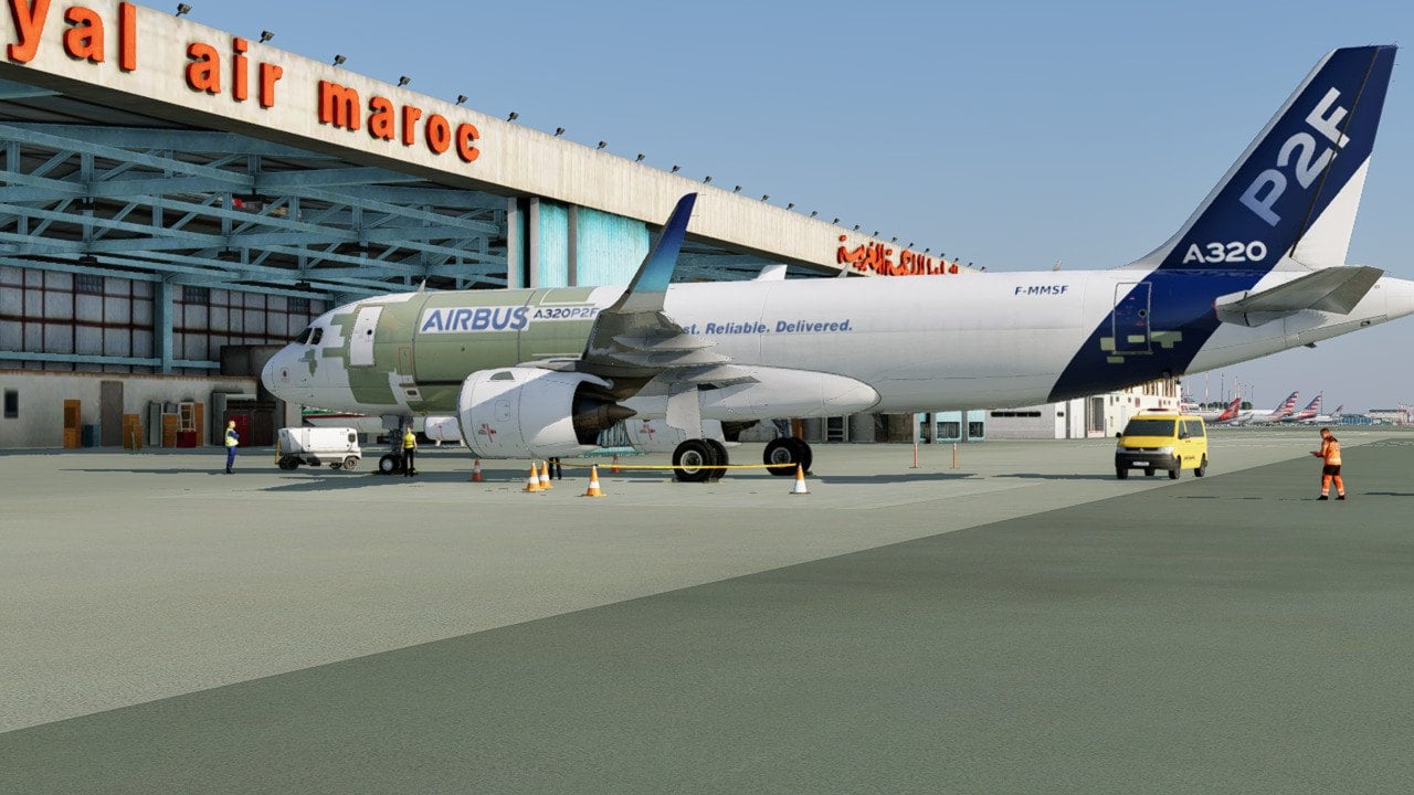 Easy Freighter (conversion kit for the ToLiSs 320) - A320 Mods - X ...
