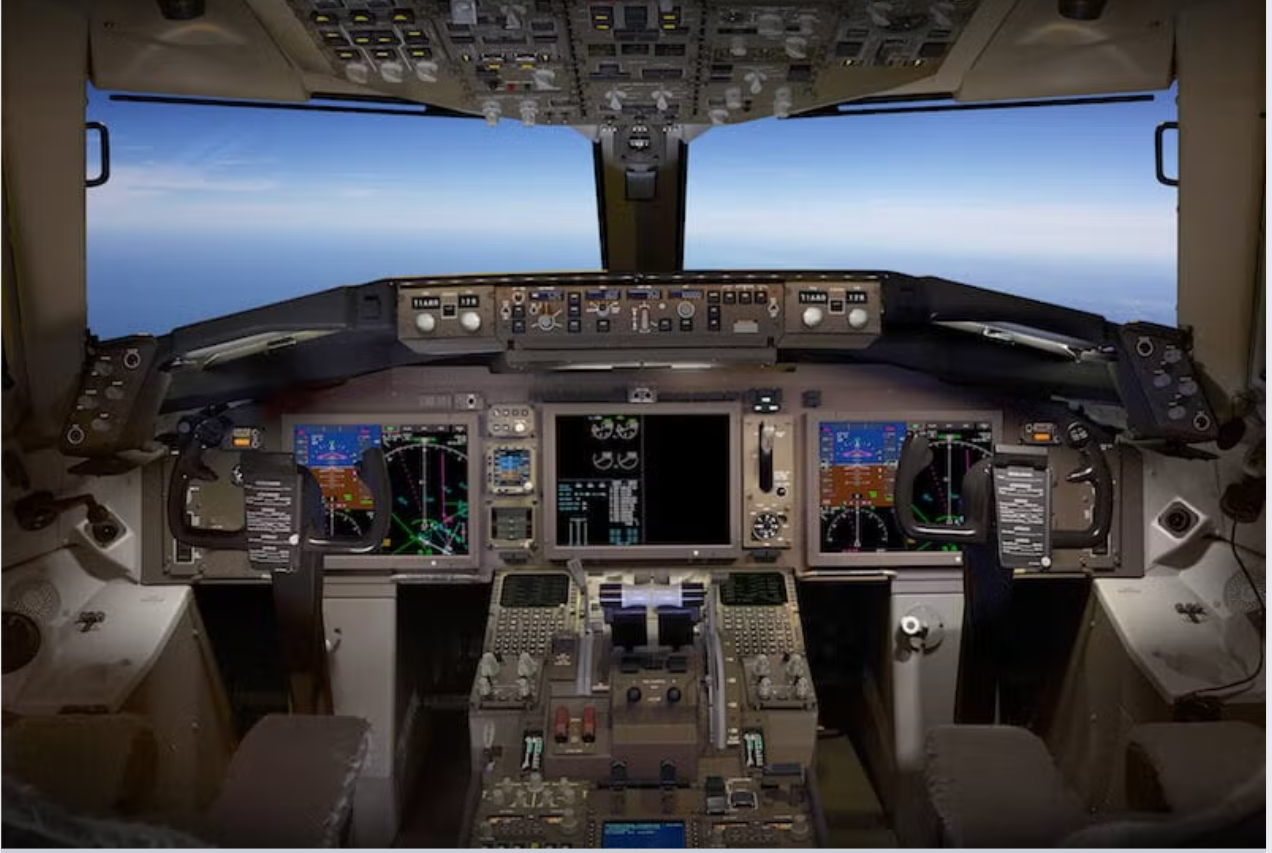FlightFactor 767 EFIS layout – stacked vs side-by-side? - Boeing 767 ...