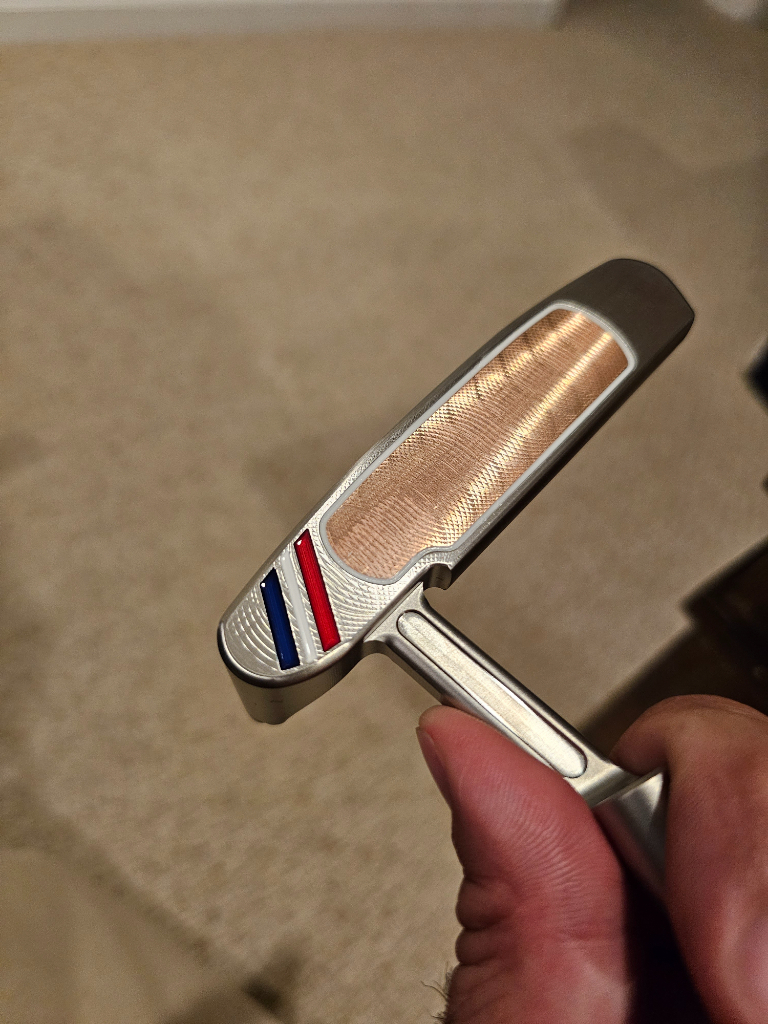Nike B2-01, Tour Edge Exotics EXi irons, Scotty Cameron Champions ...
