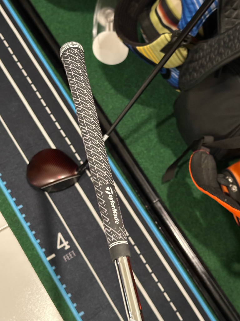 Qi10 Designer Series Driver Ruby Red head and MG4 Tiger Woods 56 ...