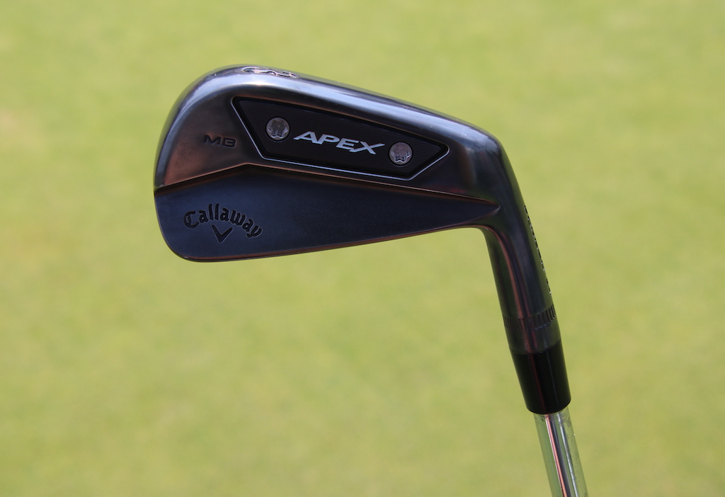 In-hand photos of Chris Kirk's custom "Gun Blue" Callaway Apex MB irons ...
