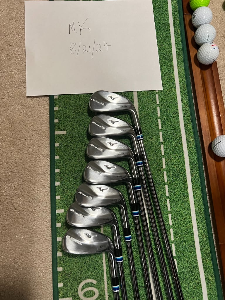 Mizuno Pro 245 Iron Set, Jailbird, Evnroll & Spider tour issue putters ...