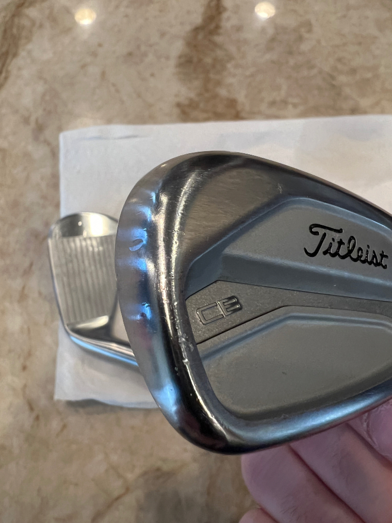 Jones Rover Stand bag (Great condition!); Titleist 620 CB heads (5-pw ...