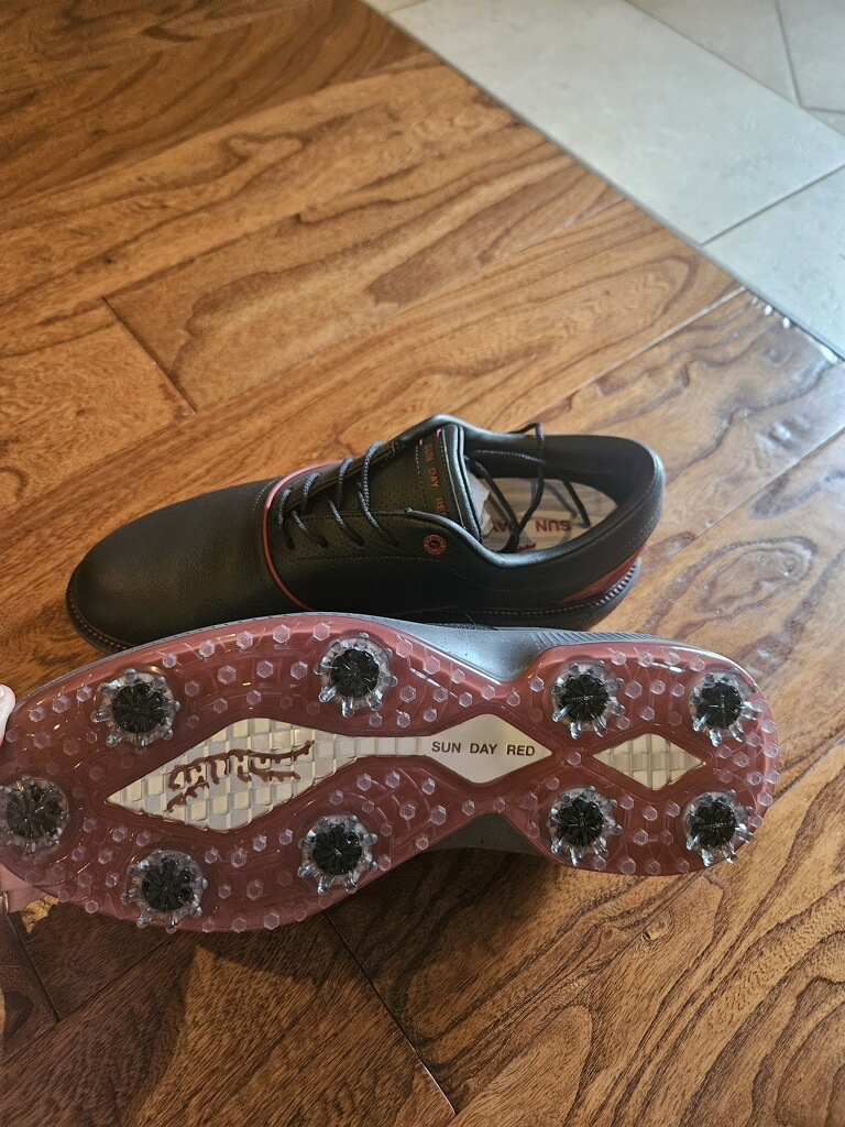 Must sale!!! Price drop!! Taylormade TP5 and Tiger Sunday red shoes New ...