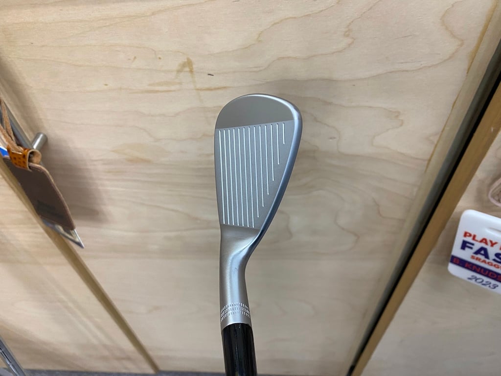 Wilson Staff Model CB & MB Irons! In-Hand Pics! - Page 2 - Tour and Pre ...