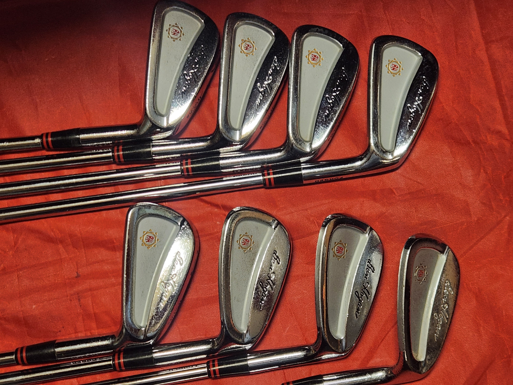 REDUCED to $115 Hogan Apex Plus 3-E Irons reg flex, AMT White X100 ...