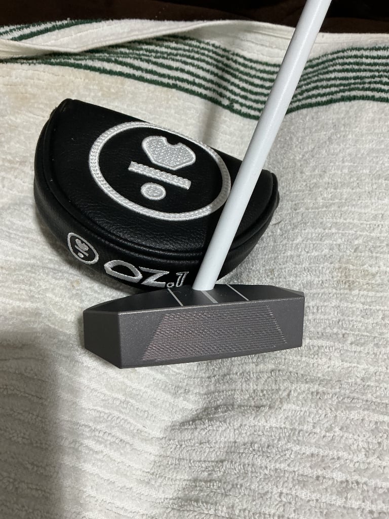Lab putters, Vokey limited oil can set, prov1 dot graphite design tour ...