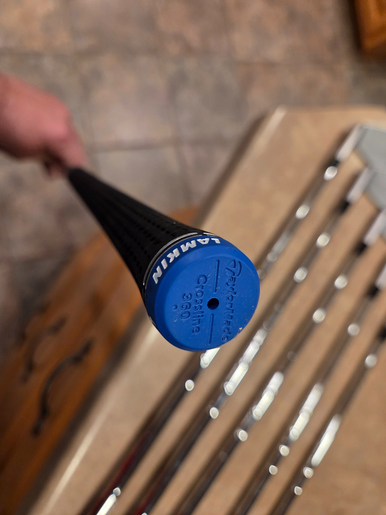 ALMOST FREE !!! ..............Scotty Cameron ( OEM factory @ 33" ) Phantom