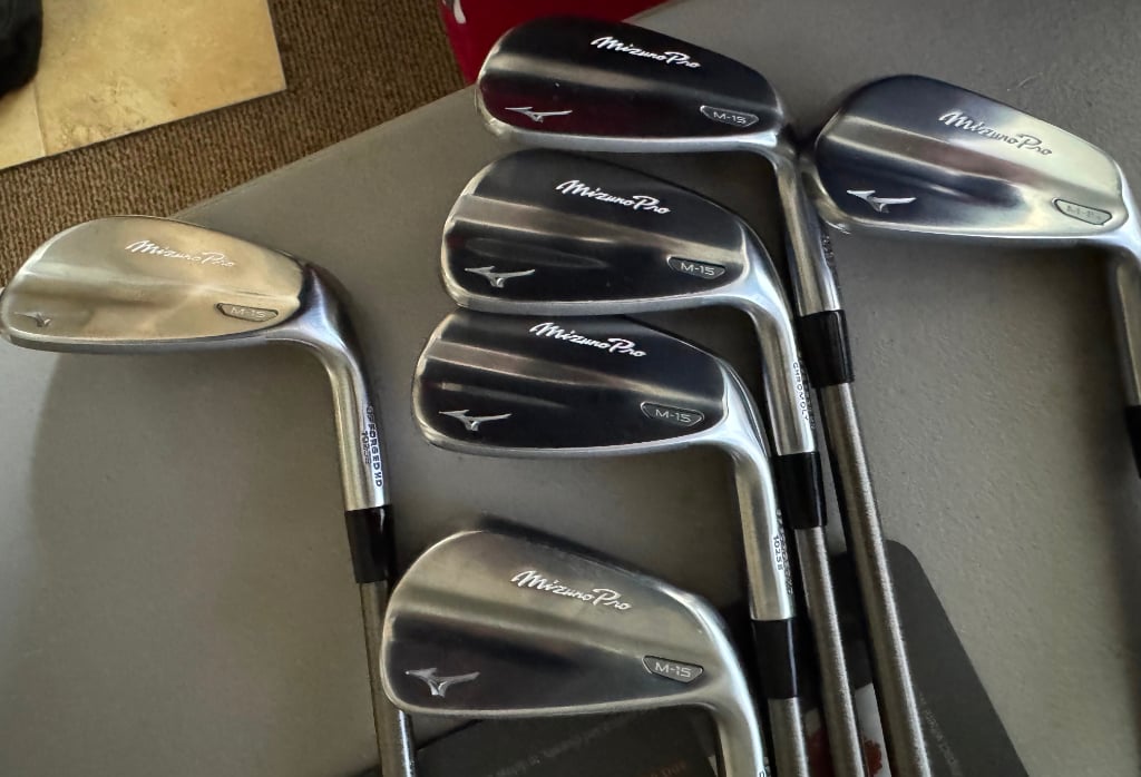 Sold 🚨🚨Mizuno Pro M-15, excellent condition🚨🚨 - Classifieds- For Sale ...