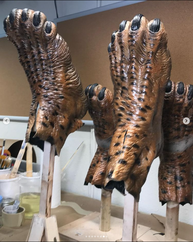 insta buckaroo_bonz feral painted feet 2.png - Prey: Reference Images ...