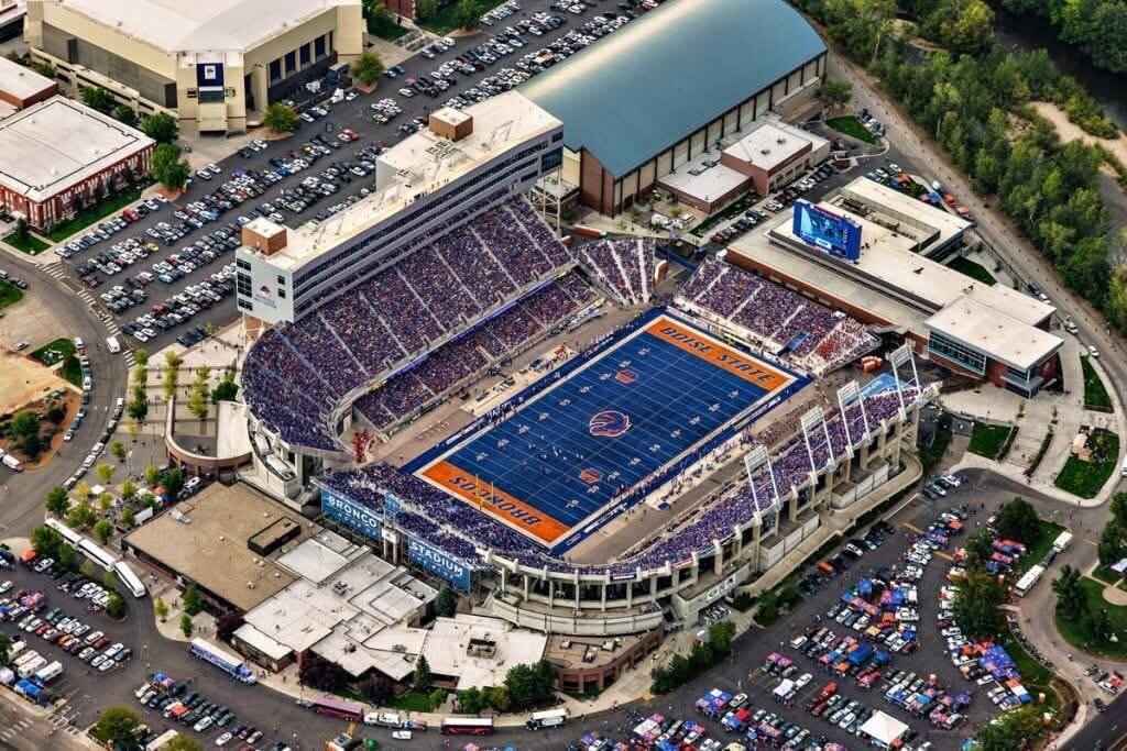 GOOD JUJU v UW LA BOWL EDITION - Boise State Football Fans board ...