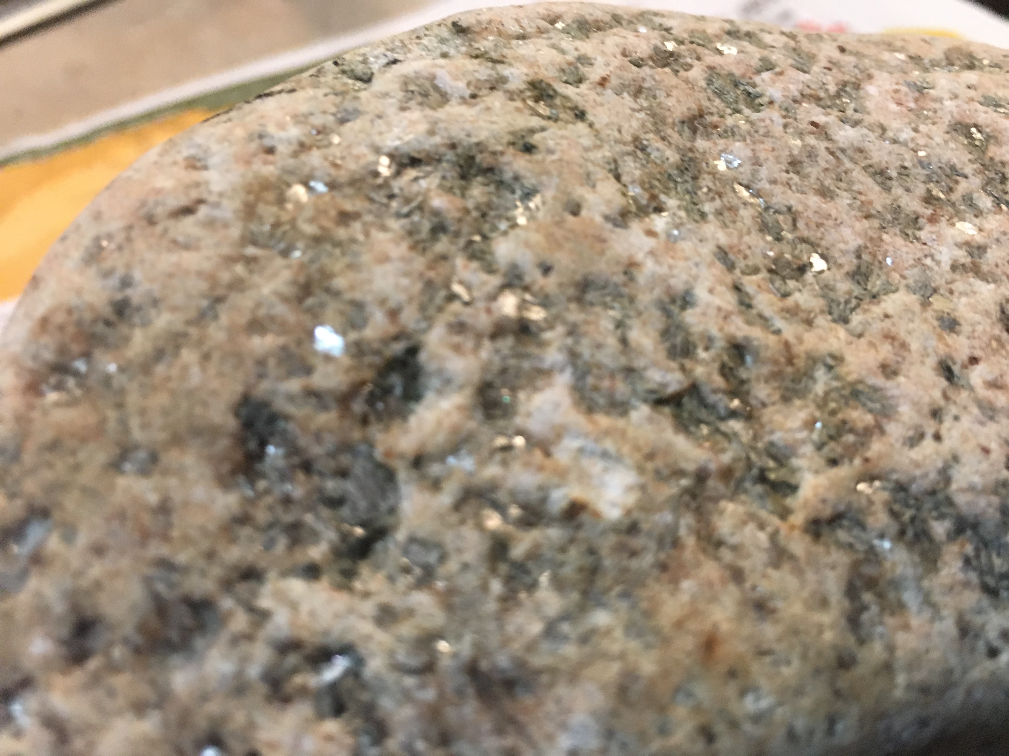 What's inside rock - Rocks & Minerals - The Fossil Forum
