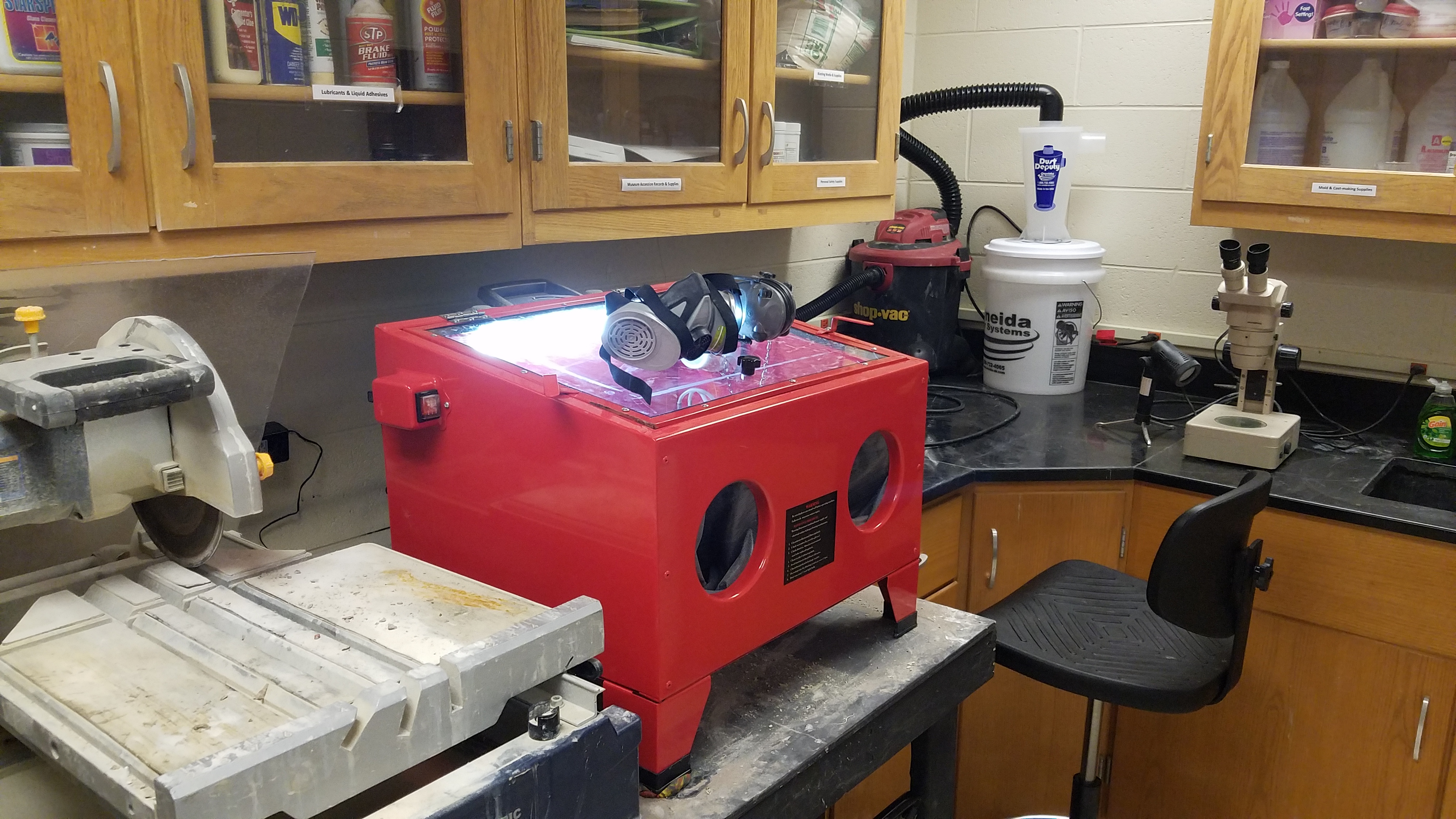 What is your microscope/air blaster setup? - Fossil Preparation - The ...
