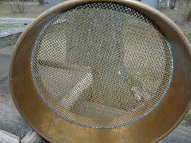 Double Decker Sifter - Collecting Gear - The Fossil Forum