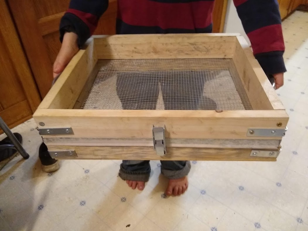 Double Decker Sifter - Collecting Gear - The Fossil Forum