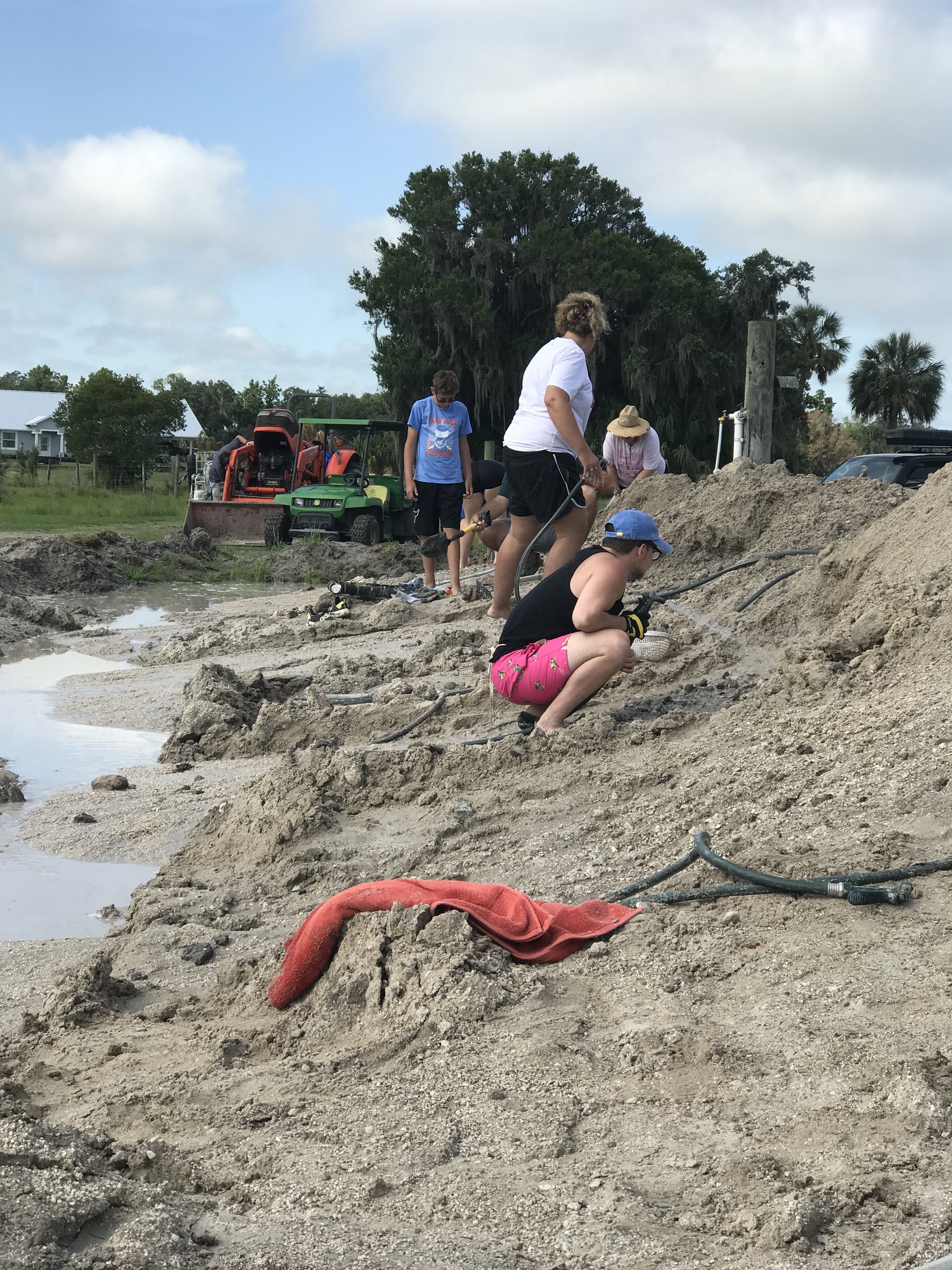 5-14-22: Bone Valley Fossil Farm Visit - Fossil Hunting Trips - The ...
