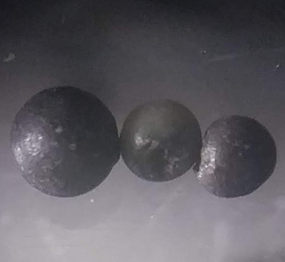 Microscopic crystal balls - Rocks & Minerals - The Fossil Forum