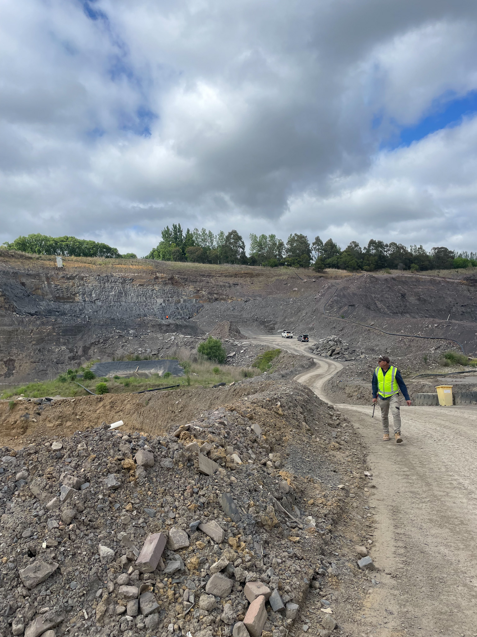 Collecting Middle Triassic fish near Sydney - Fossil Hunting Trips ...