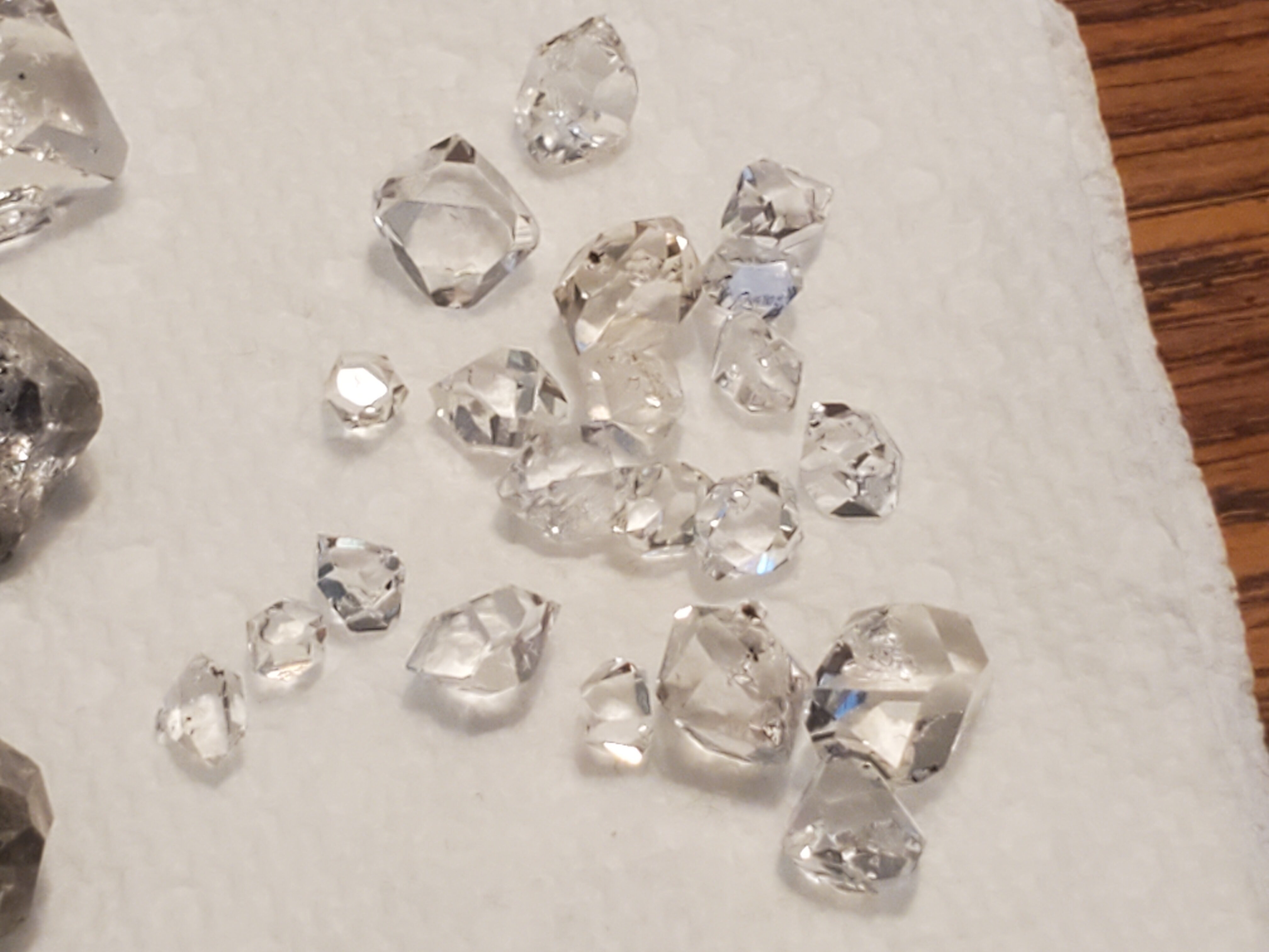 Herkimer Diamonds 10/28/2023 - Rocks & Minerals - The Fossil Forum