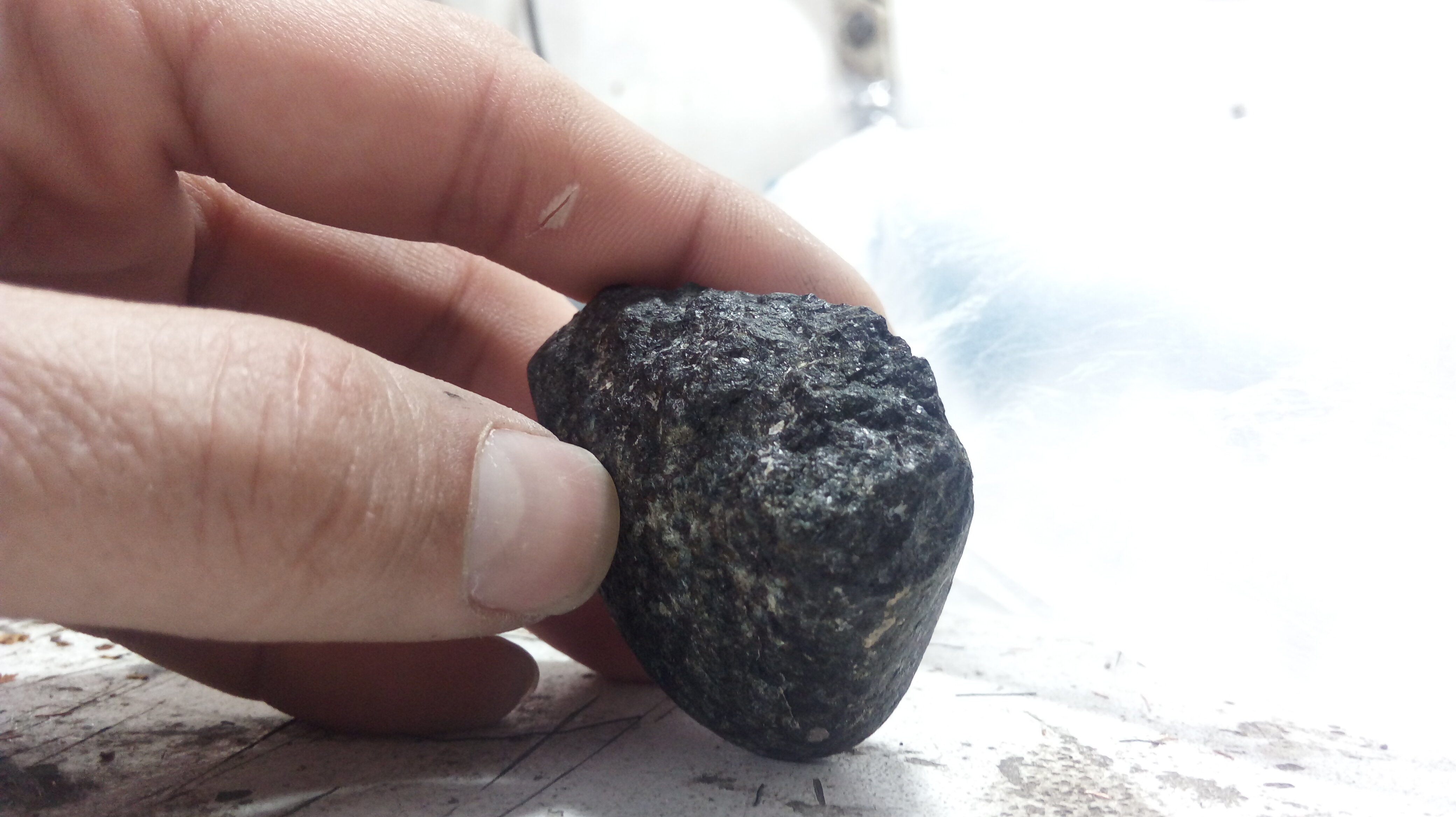 Possible meteorite!? - Rocks & Minerals - The Fossil Forum
