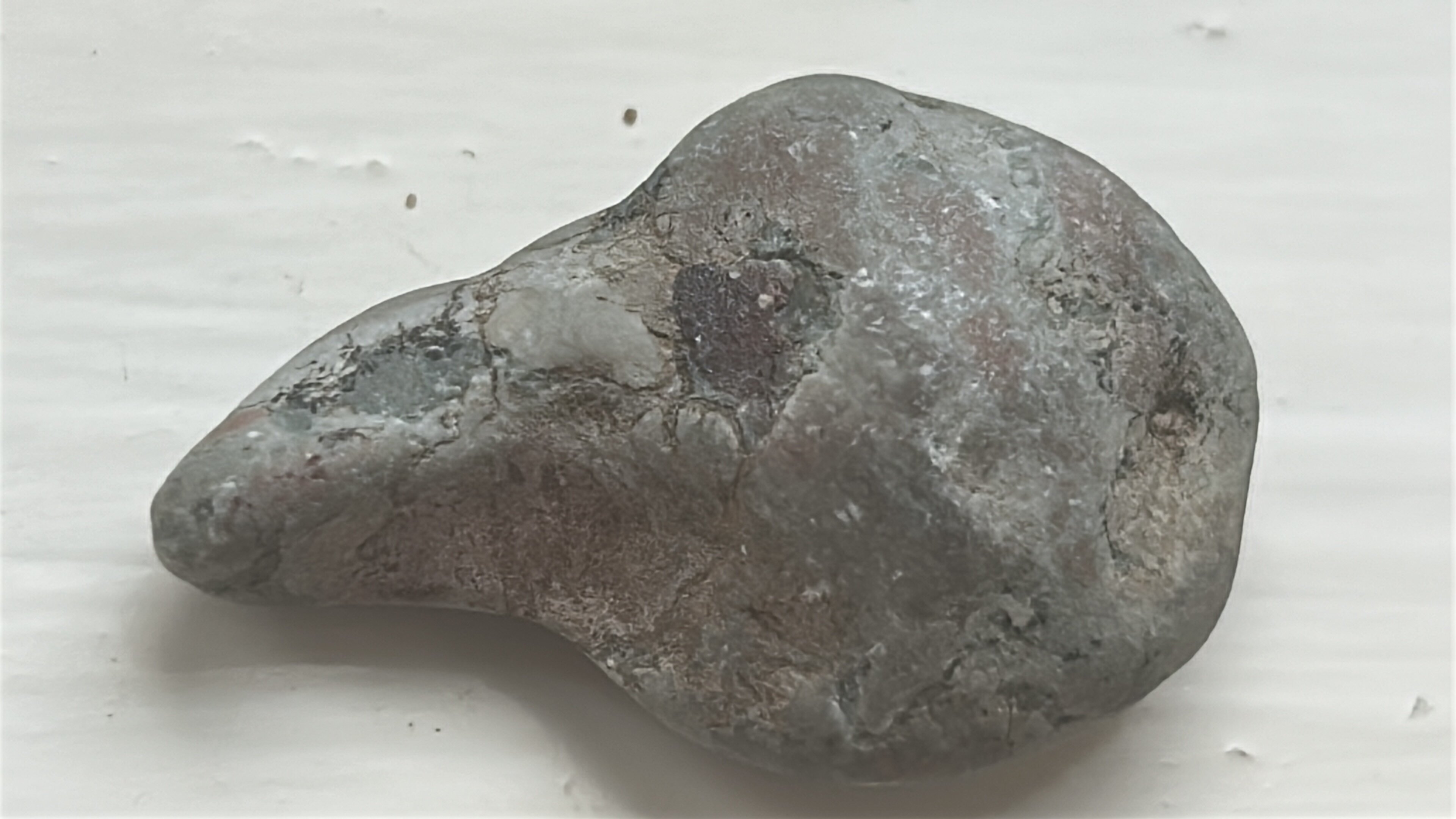 Portable Rock Art? Or really cool naturally formed rocks? - Rocks ...