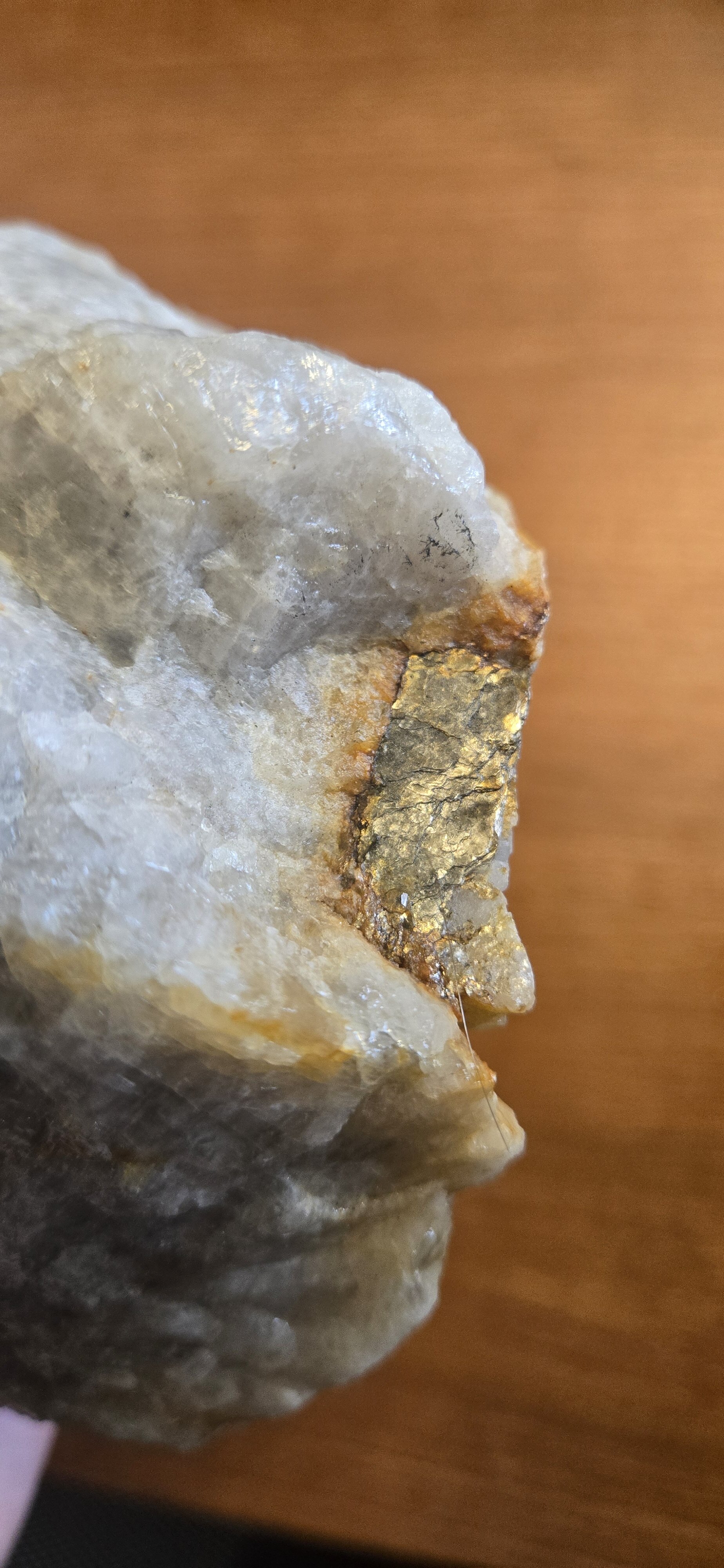 Wolframite? - Rocks & Minerals - The Fossil Forum