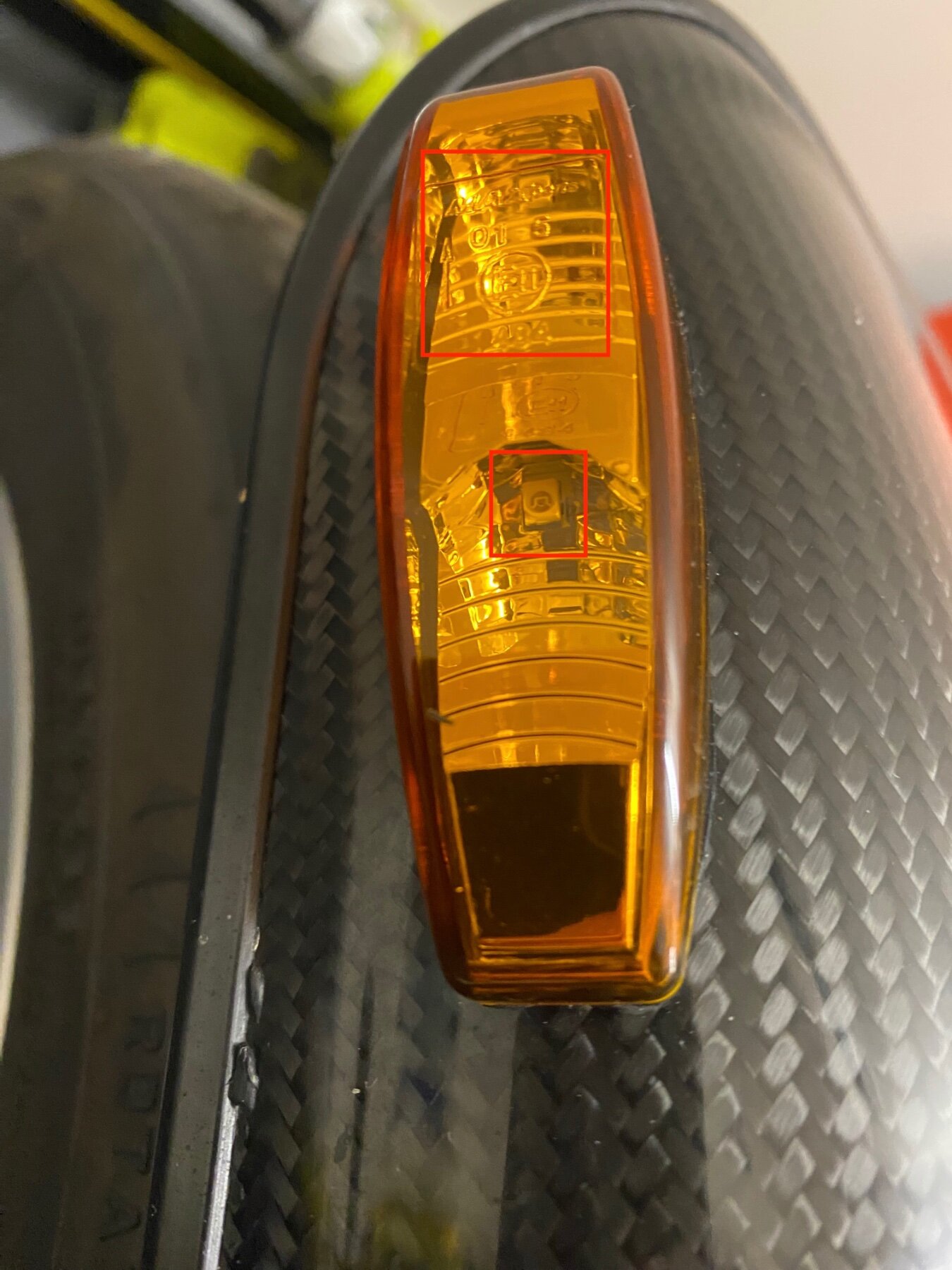 Are these cycle wing indicator repeaters already the LED type ...