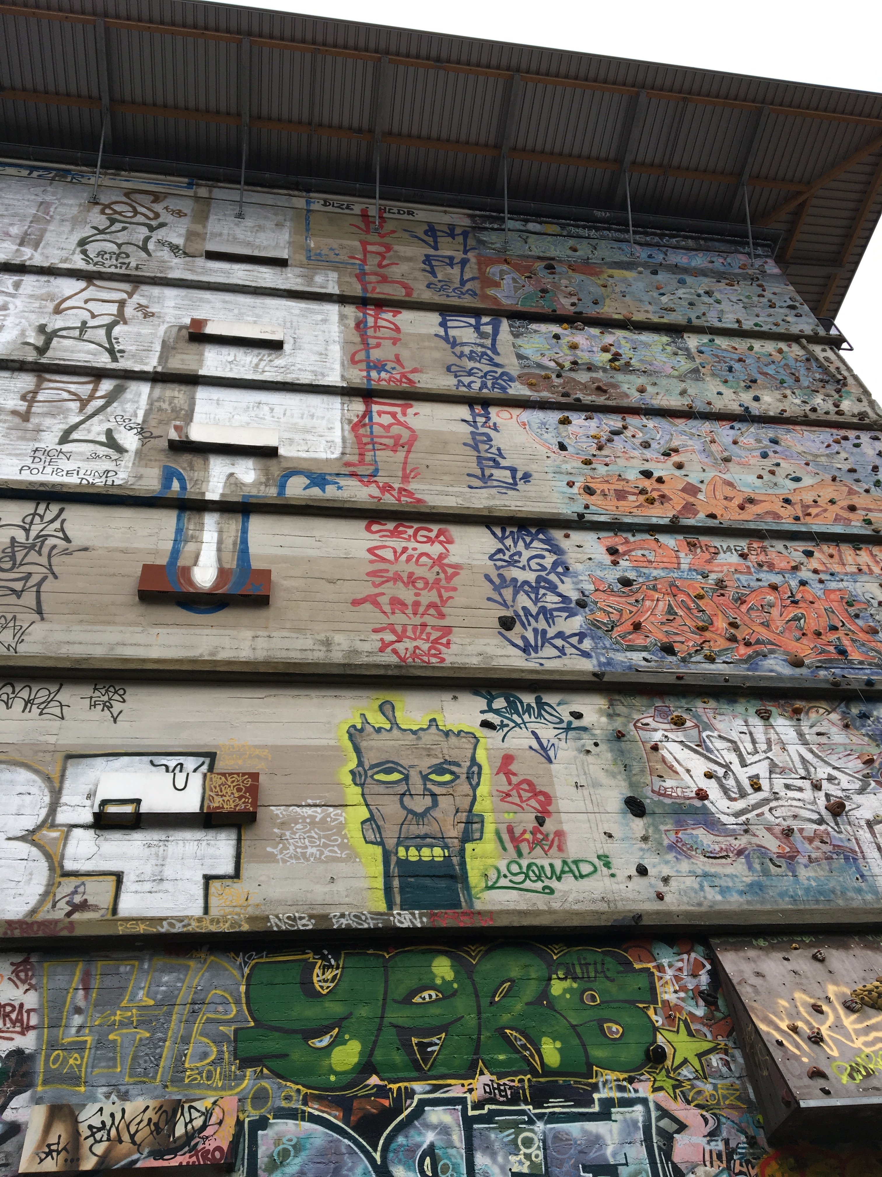 VERTICAL GRAFFITI - Page 13 - Brick Slayers - 12ozProphet Forum