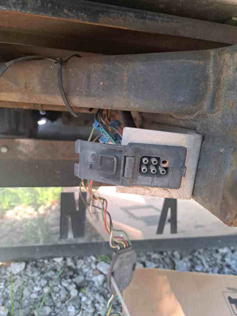 Brake signal for trailer brake controller - Electrical Systems - Monacoers