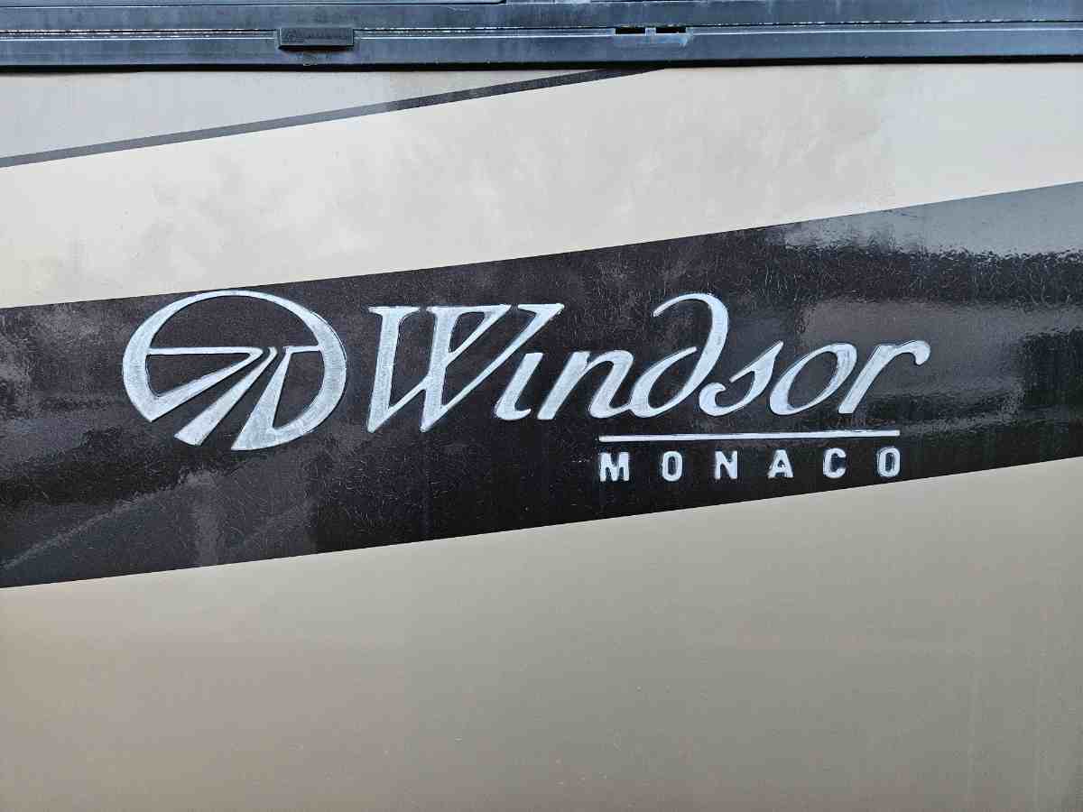 Monoco Windsor emblem - Interior & Exterior Care & Renovations - Monacoers