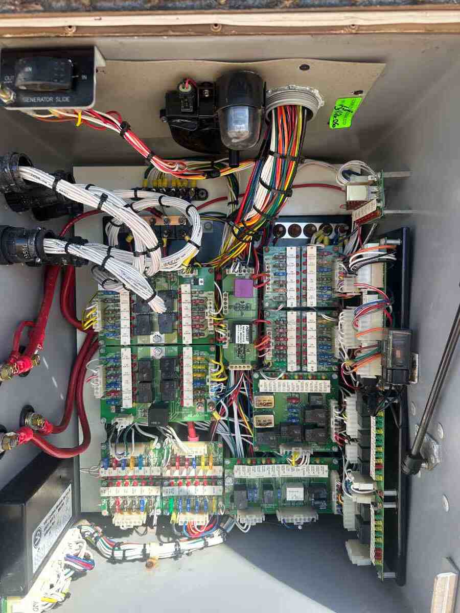 2007 Monica executive, Cummins 525. Run bay corrosion. - Electrical ...